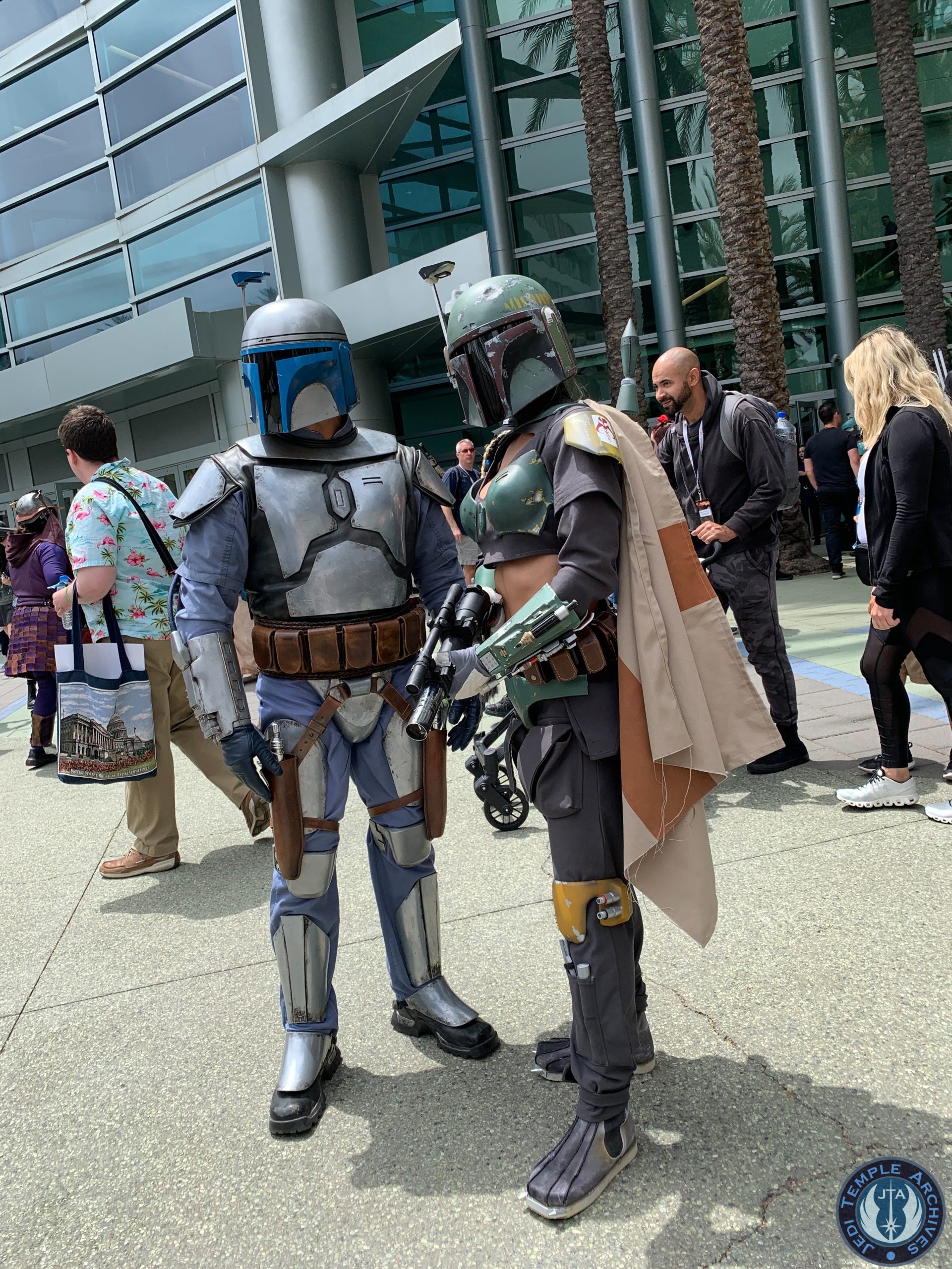 Celebration Anaheim 2022: Convention Fun & Costuming Day 3 - Jedi ...