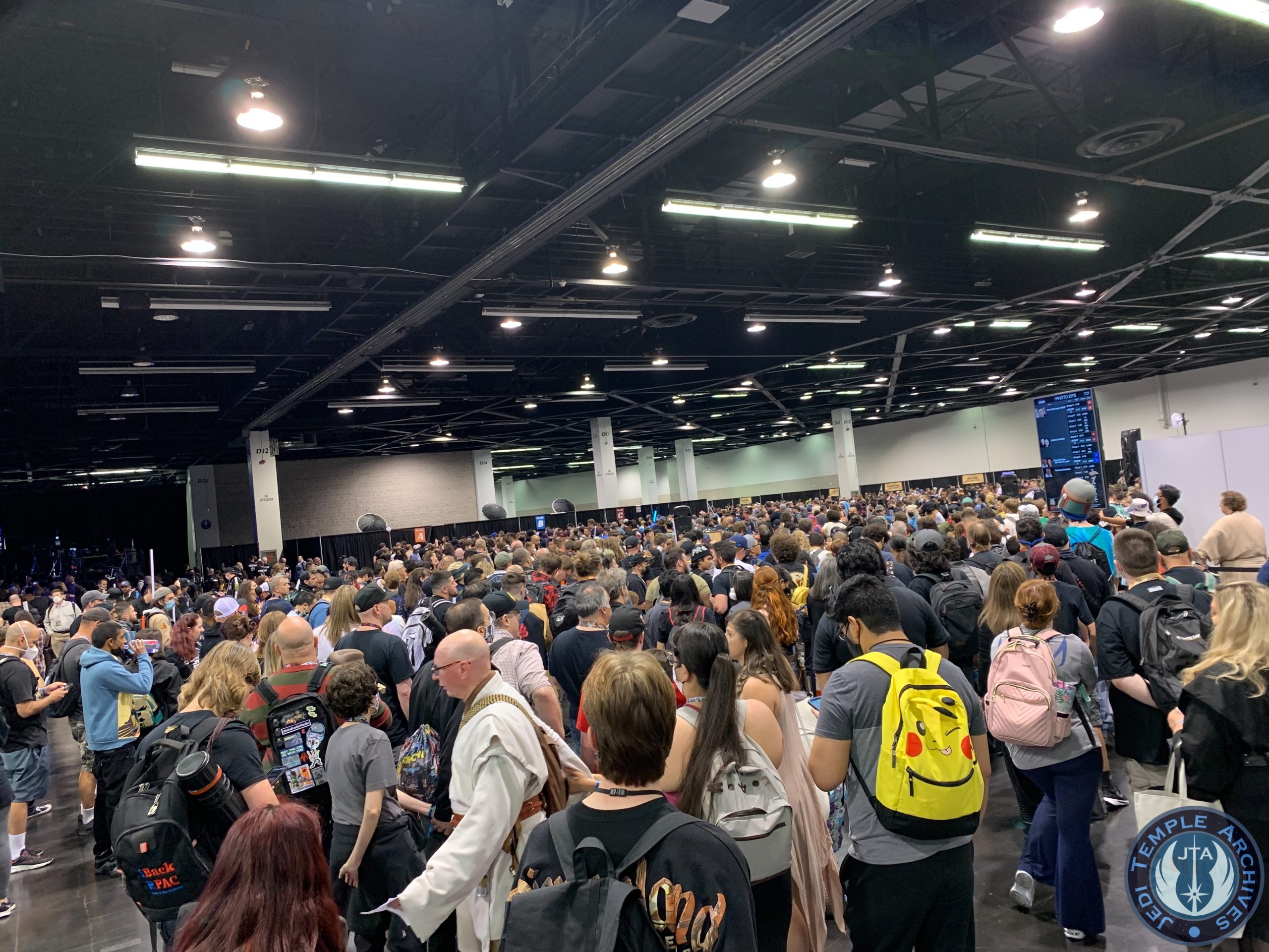 Celebration Anaheim 2022: Convention Fun & Costuming Day 3 - Jedi ...