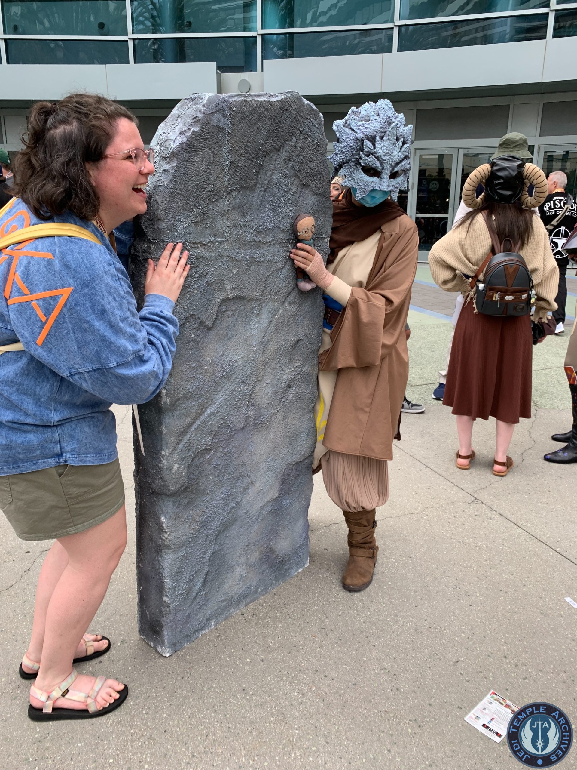 Celebration Anaheim 2022: Convention Fun & Costuming Day 3 - Jedi ...