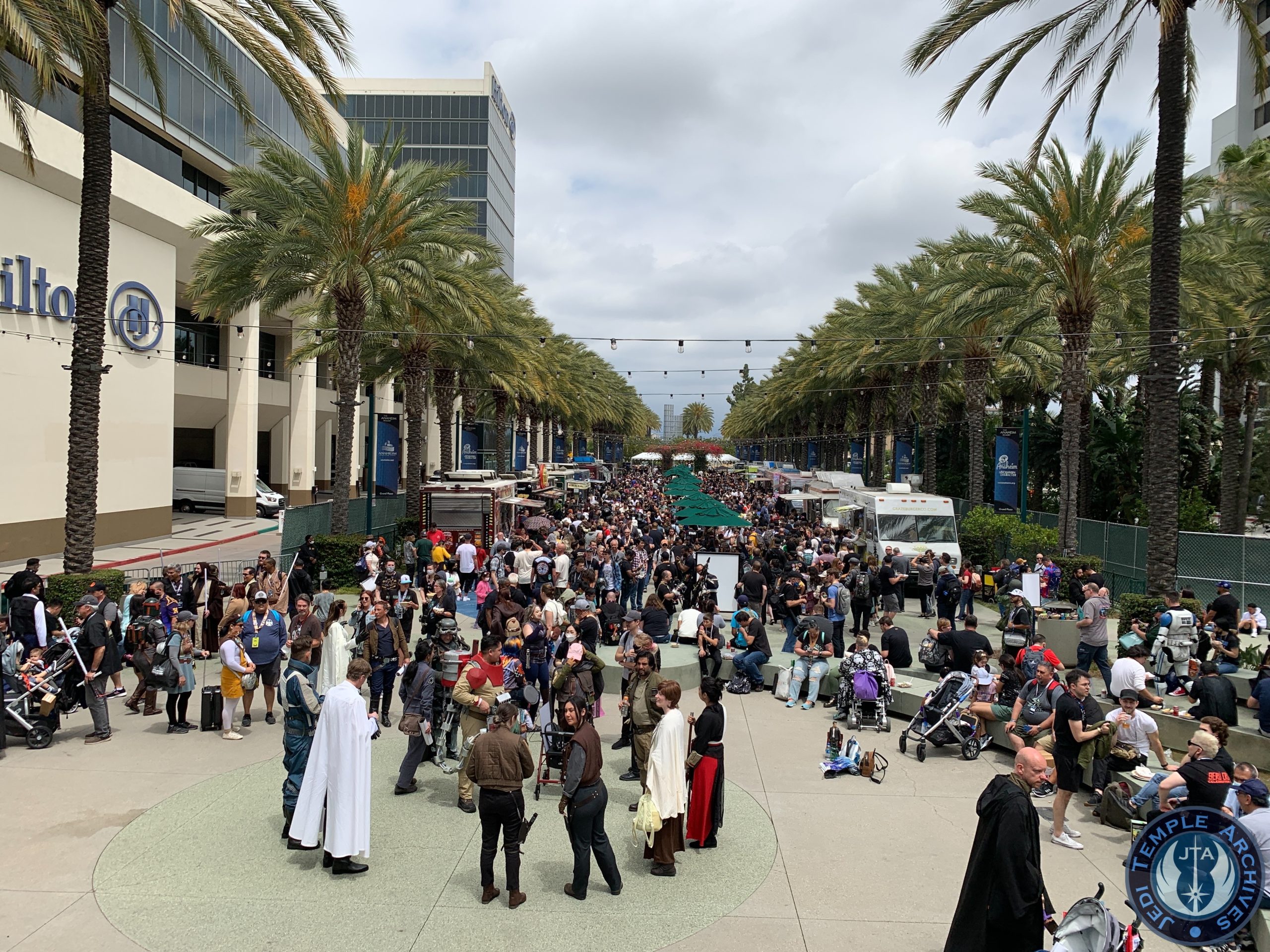 Celebration Anaheim 2022: Convention Fun & Costuming Day 3 - Jedi ...