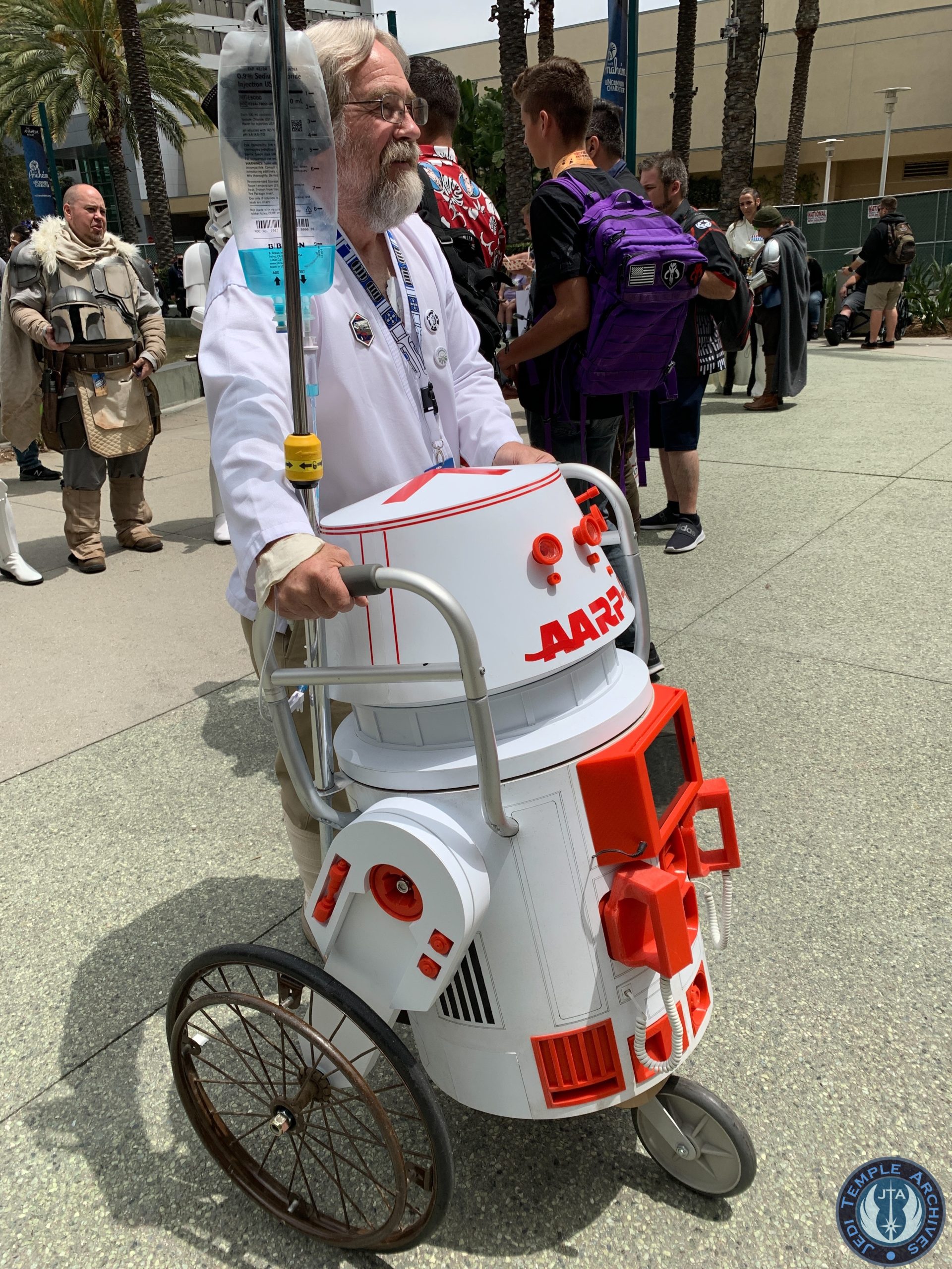 Celebration Anaheim 2022: Convention Fun & Costuming Day 3 - Jedi ...