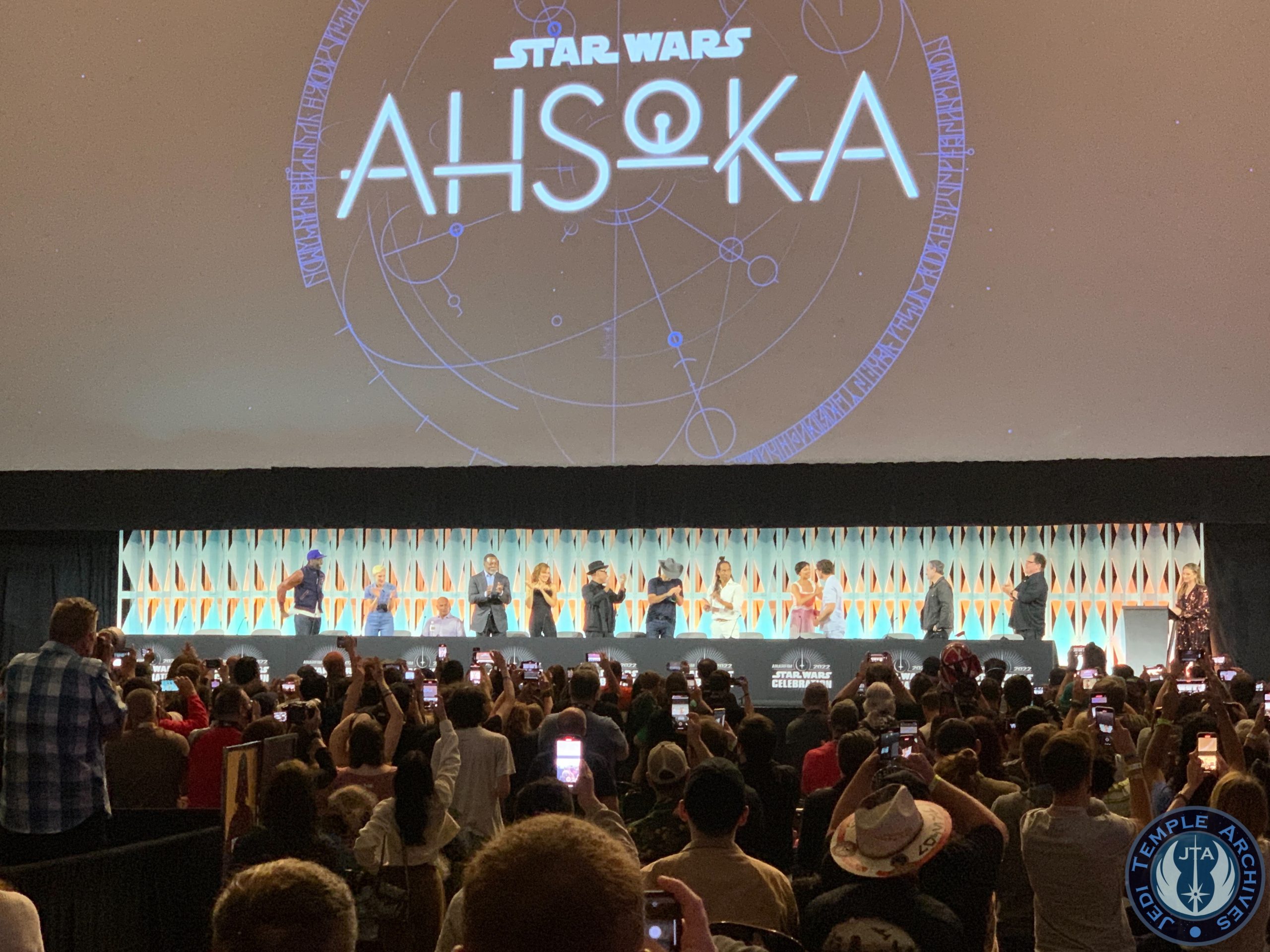 Celebration Anaheim 2022: Convention Fun & Costuming Day 3 - Jedi ...